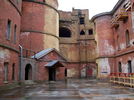 Fort Alexander - Ermak Travel Guide